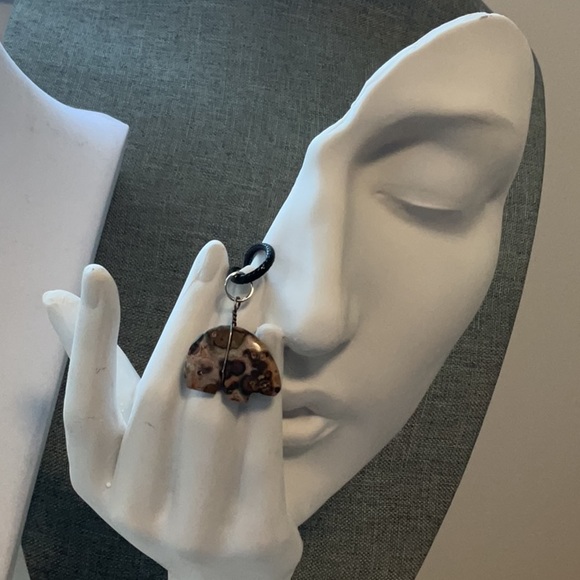 Jewelry | Vintage Reclaimed Native American Carved Agate Bear Pendant ...